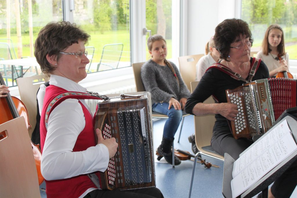 Volles Haus bei „Kunst tut gut!“ | Musikschule Wertingen e. V.